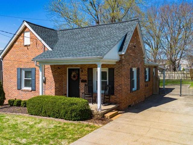 2909 Clark St, Paducah, KY 42001
