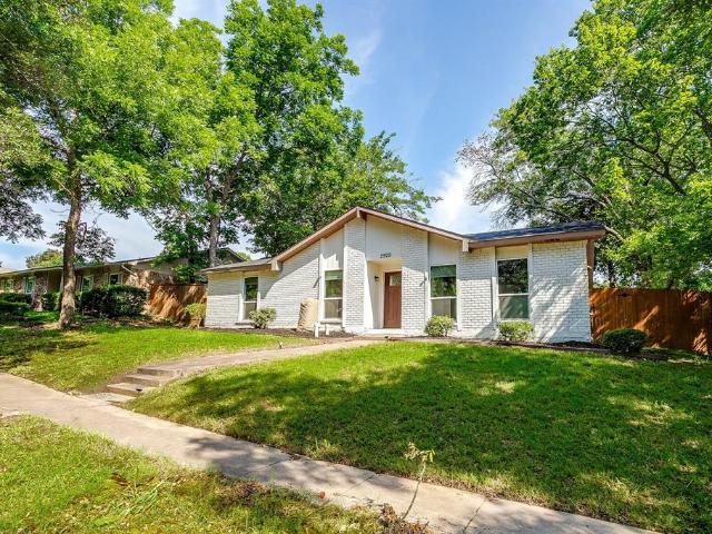 2909 Clover Valley Drive