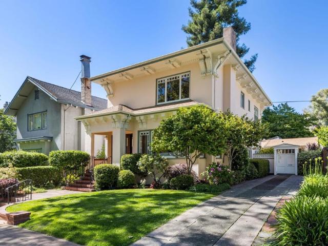 2909 Forest Ave