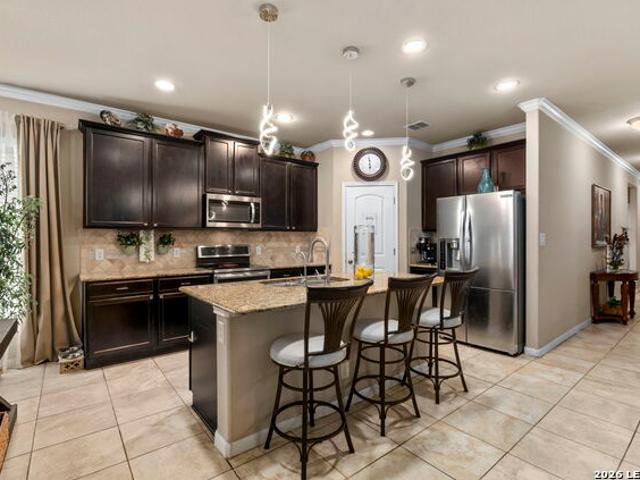 2909 Sunset Summit