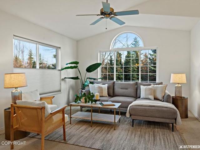 2909 Seclusion Cove Dr Unit 63, Anchorage, AK 99515