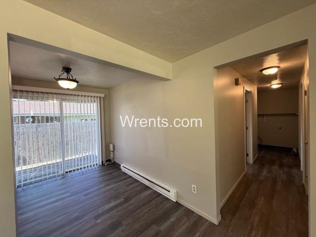 2909 2911 E Rockwell 2 Bedroom Apartment for Rent at 2909 E Rockwell Ave, Spokane, WA 99207 Hillyard