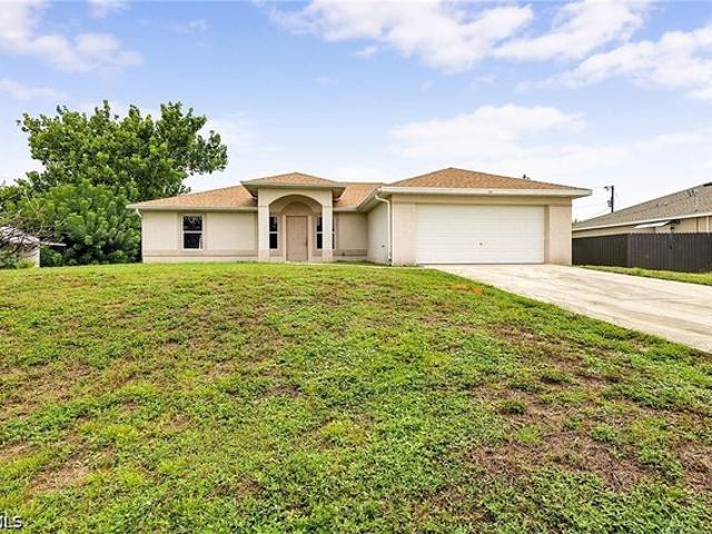 2909 38th St SW, Lehigh Acres, FL 33976