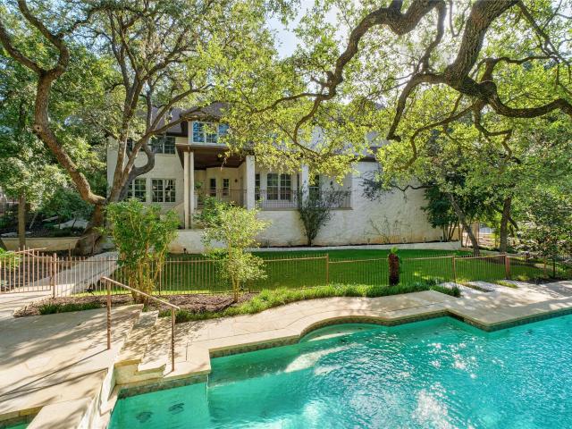 2900 Meandering River Ct