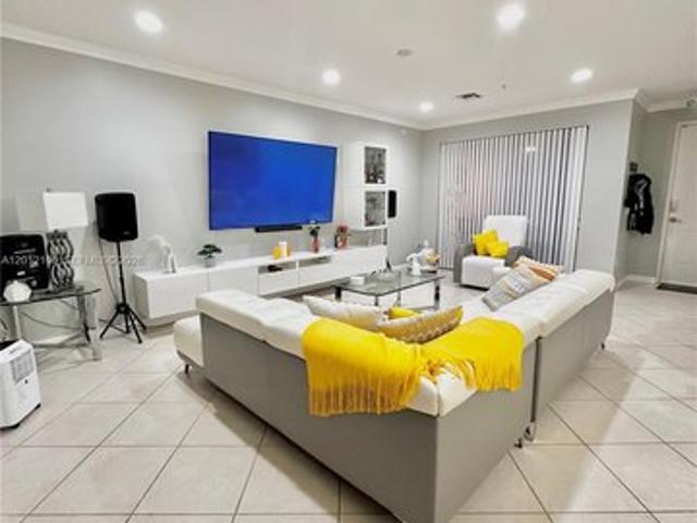 2900 NW 125th Ave Unit 3 105, Sunrise, FL 33323