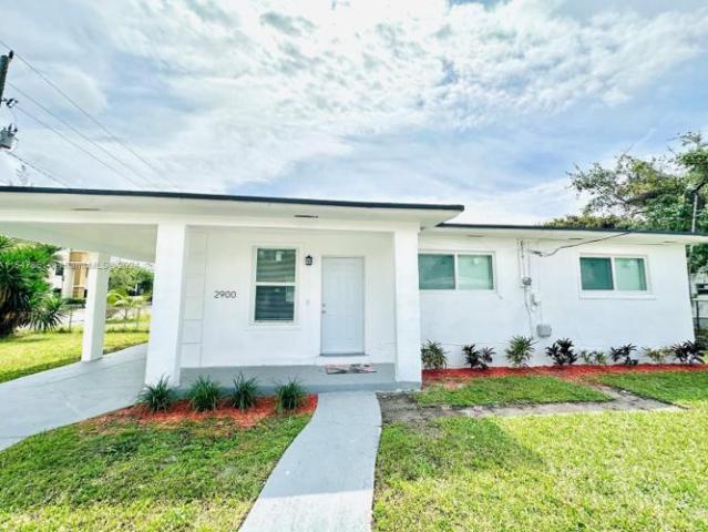 2900 NW 52nd St, Miami, FL 33142