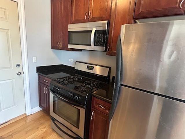 2900 N Kolmar Ave, Unit 3, Chicago, IL 60641 | MLS #12605 | Compass