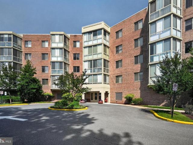 2900 N Leisure World Boulevard N # 211