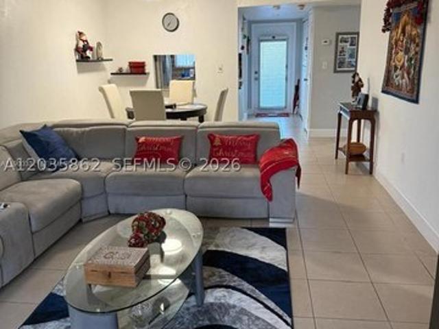 2900 N Pine Island Rd Apt 209, Sunrise, FL 33322