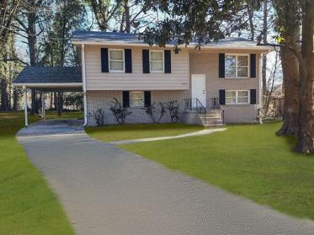 2900 Bradmoor Ct, Decatur, GA 30034