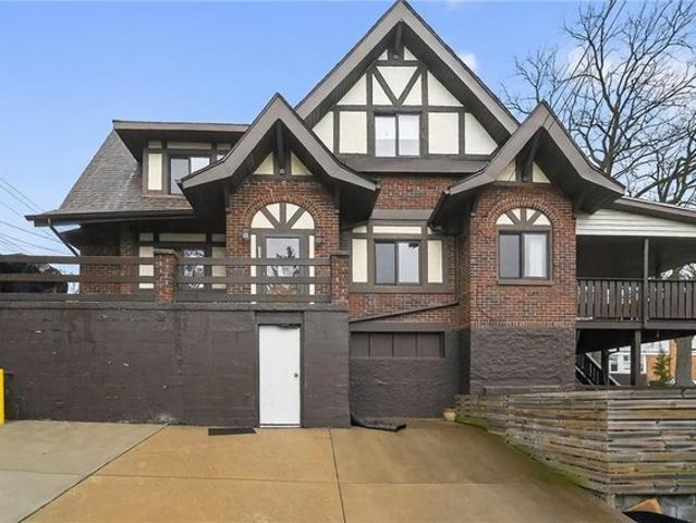 2900 Churchview Ave, Pittsburgh, PA 15227