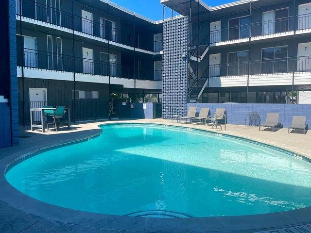 2900 Cole St, Austin, TX 78705