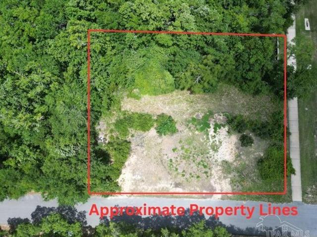 2900 Sandpiper Cv, Navarre, FL 32566