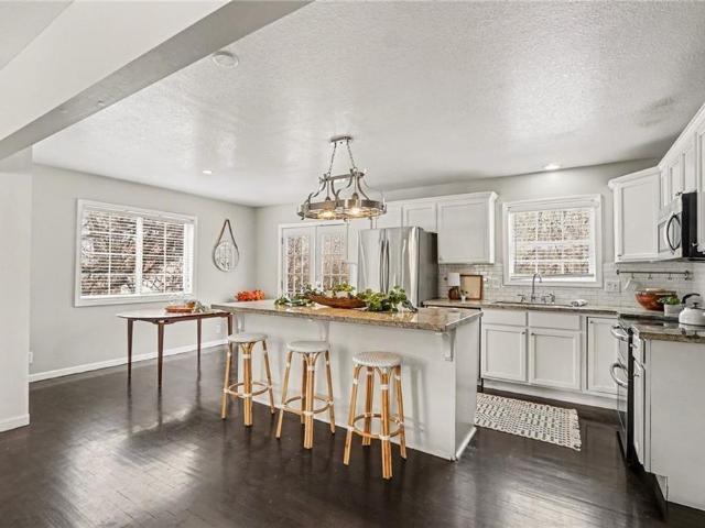 2900 e red bridge road