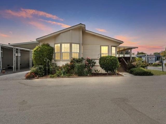 2900 Fairview Rd Spc 1, Hollister, CA 95023