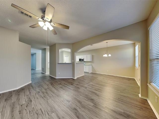 2900 Hudson Crossing
