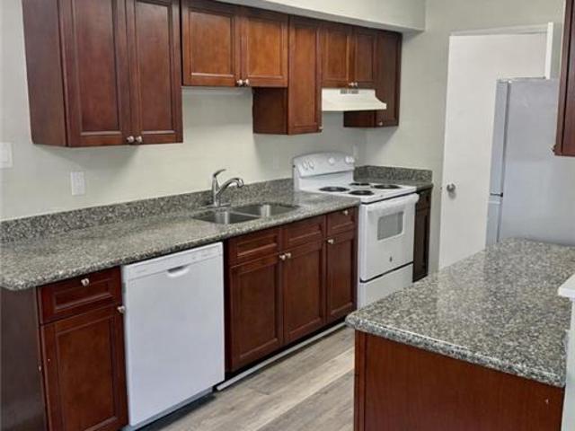 2900 Illinois Street # B