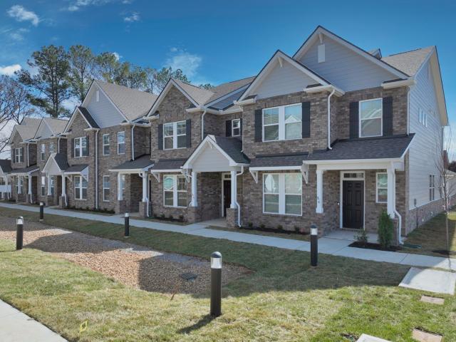2900 Suzanne Landon Dr, Unit L5, Murfreesboro, TN 37130 | MLS #3135 | Compass