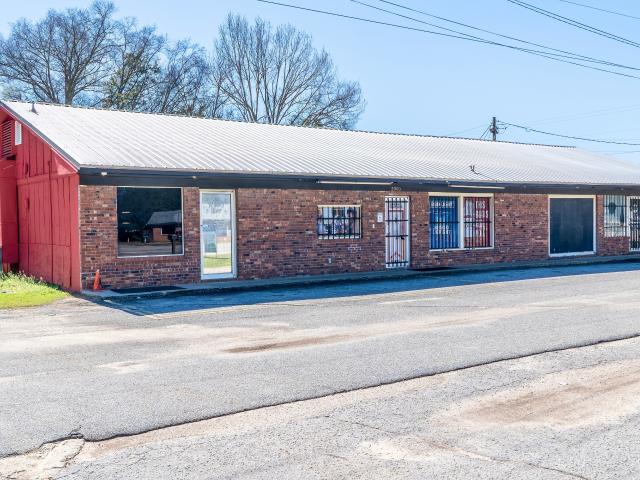 2900 Sylvester Highway