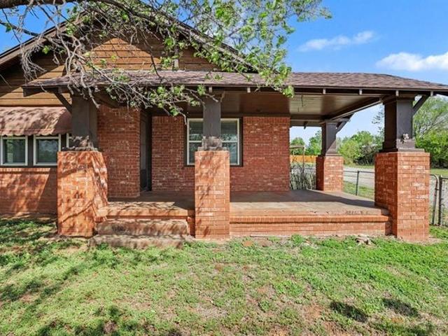 2900 S Division St, Guthrie, OK 73044