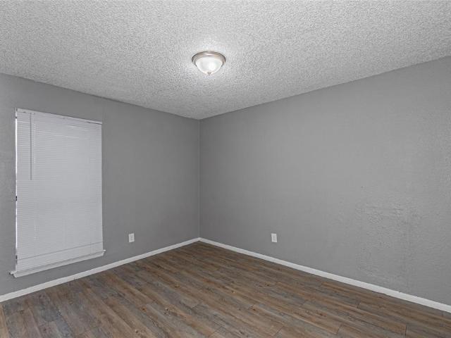 2900 South Freeway