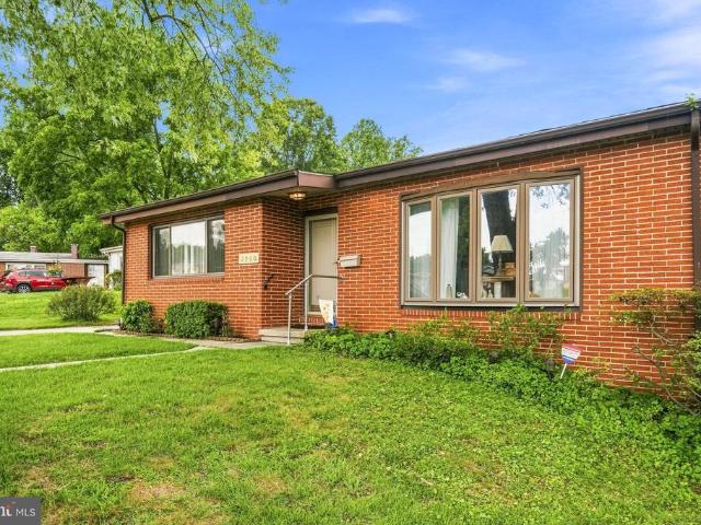 2900 Tamarack Court