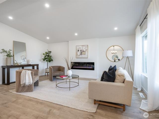 2900 th Ave S, Federal Way, WA 98003 | Compass