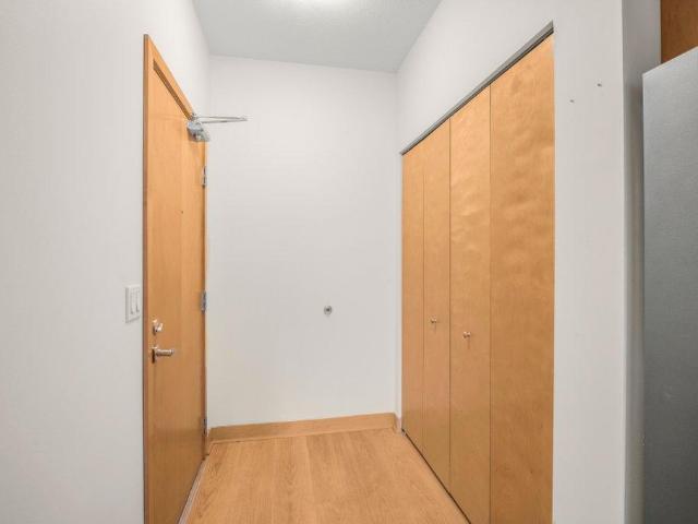 2900 University Avenue SE # 302