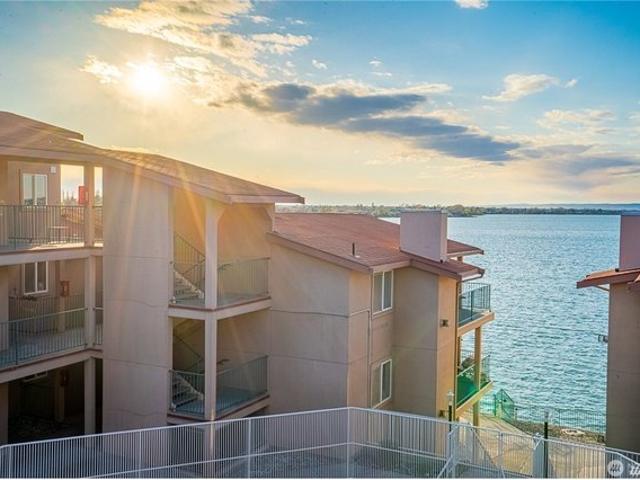 2900 W Marina Dr Apt 201, Moses Lake, WA 98837