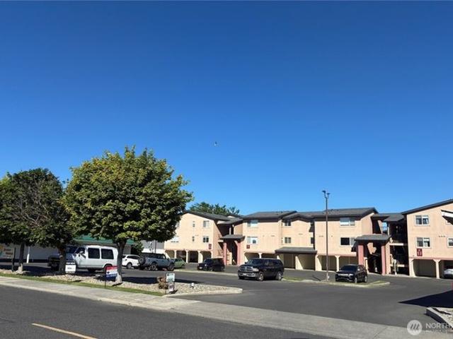2900 W Marina Dr Apt 201, Moses Lake, WA 98837