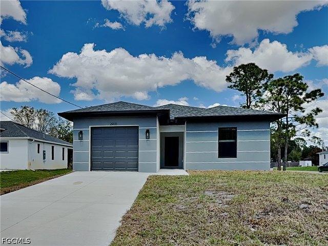 2900 11th St W, Lehigh Acres, FL 33971