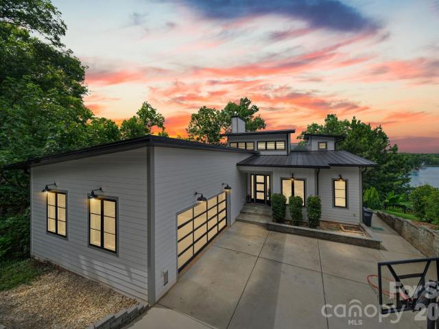 29012 Silver Fox Drive
