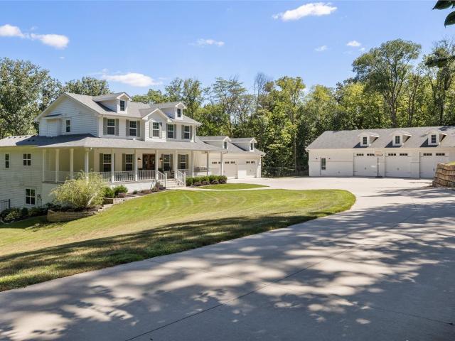 29015 Hickory Lodge Dr, Van Meter, IA
