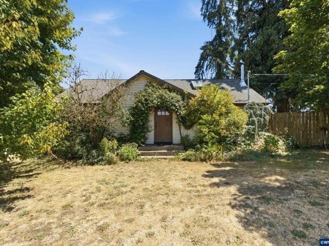 2901 NW Oak Grove Dr, Albany, OR 97321