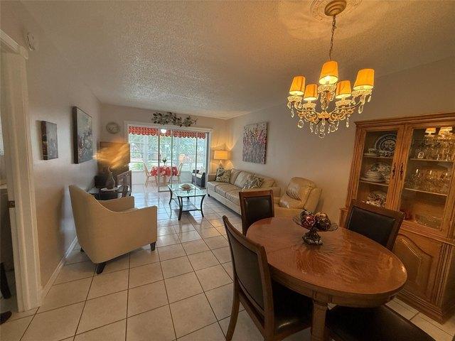 2901 NW 46th Ave Apt 106, Lauderdale Lakes, FL 33313