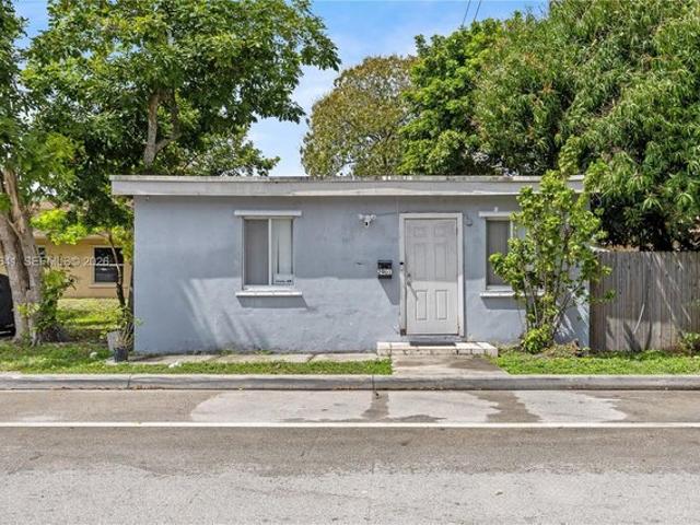 2901 NW 9th Ct, Fort Lauderdale, FL 33311
