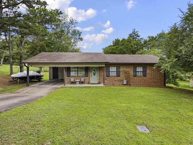 2901 N Greenwich Ave, Russellville, AR 72802