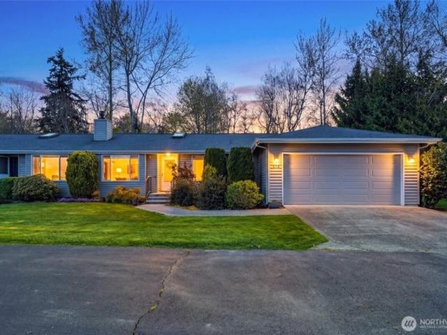 2901 Club Ct Apt 316, Mount Vernon, WA 98273