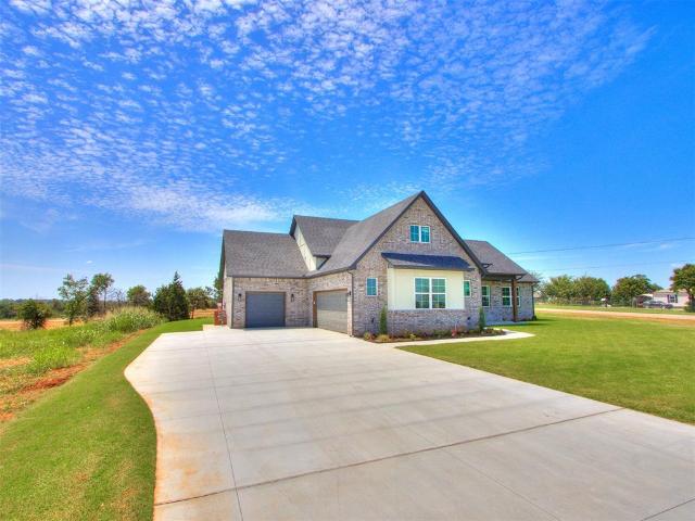 2901 Deer Run Trail