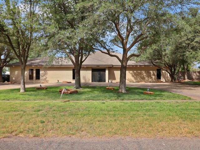 2901 Deering Dr, Odessa, TX 79762