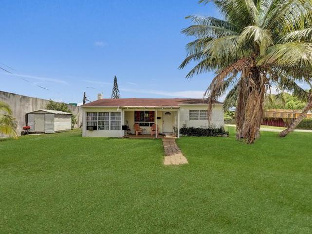 2901 Fletcher St, Hollywood, FL 33020