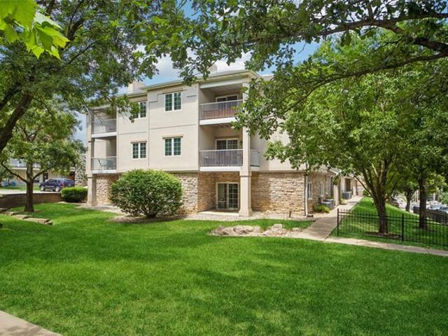 2901 Grand Ave Apt 101, Des Moines, IA 50312