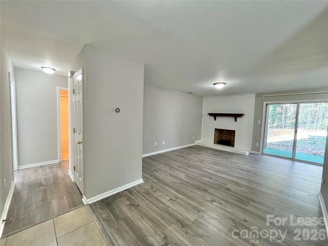2901 Iron Gate Lane