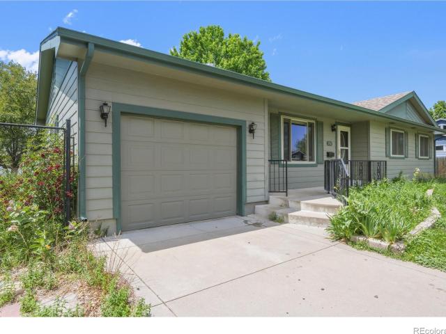 2901 Killarney Drive