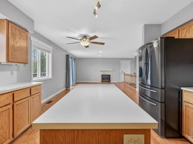 2901 Knollcrest Drive
