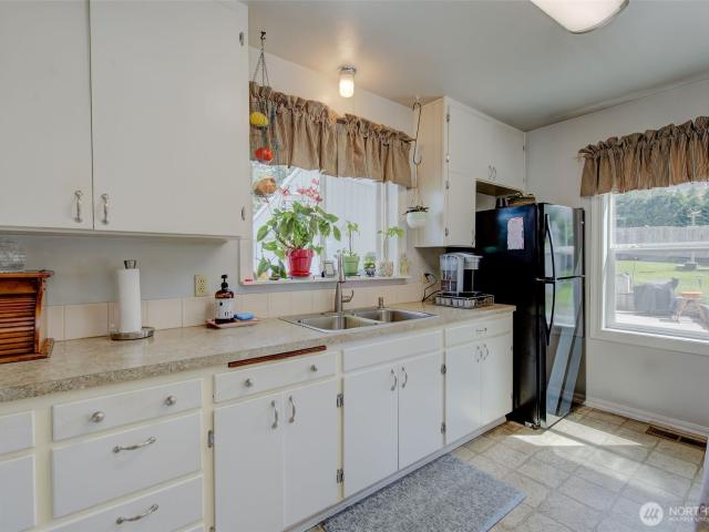 2901 Sunset Highway