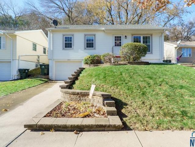 2901 S Saint Marys St, Sioux City, IA 51106