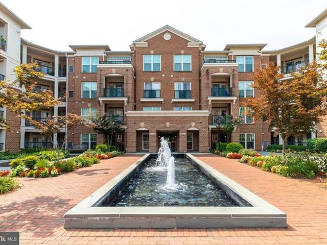 2901 Saintsbury Plz Apt 206, Fairfax, VA 22031