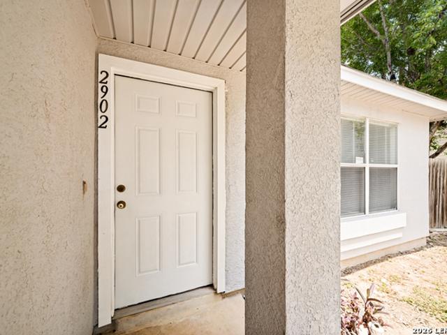 2902 Marble Glade