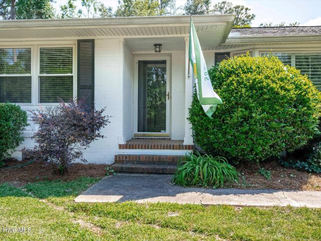 2902 Mayfair Road